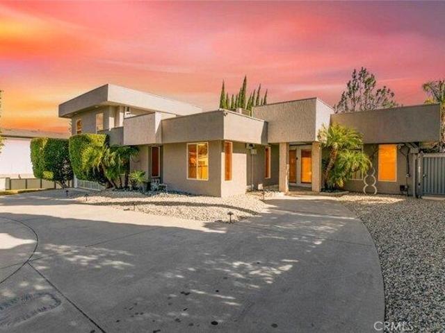 4 bedroom, Granada Hills CA 91344 88998377