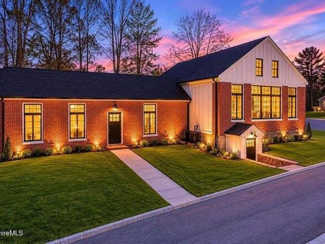 4 bedroom, Granville MA 01034 103624247