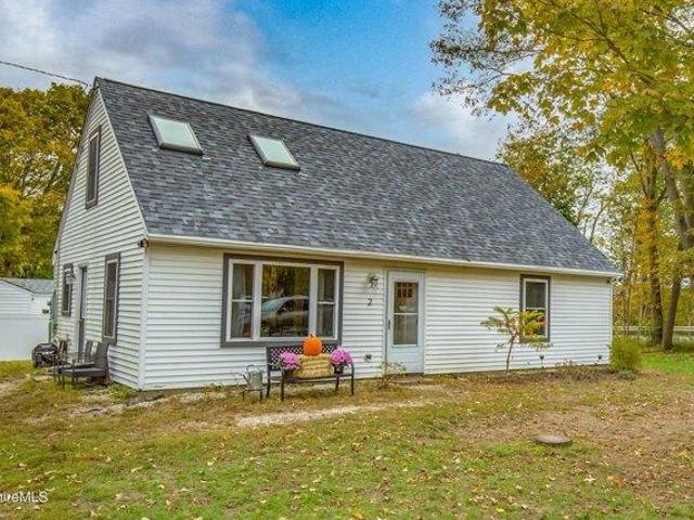 4 bedroom, Great Barrington MA 01230 102119112