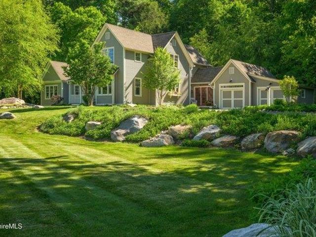 4 bedroom, Great Barrington MA 01230 104571777