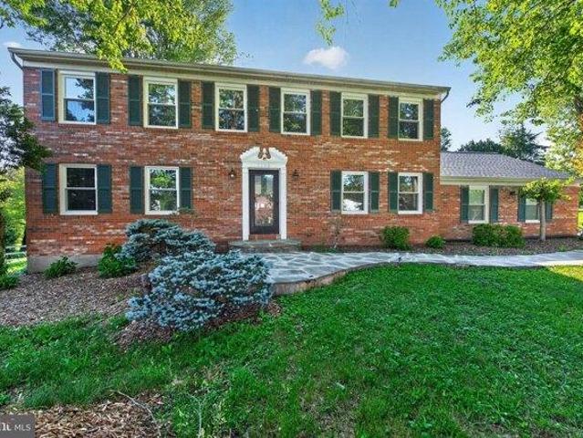 4 bedroom, Great Falls VA 22066 104906349