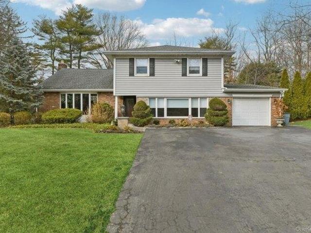 4 bedroom, Great Neck NY 11020 104921901