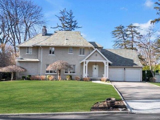 4 bedroom, Great Neck NY 11021 101800859