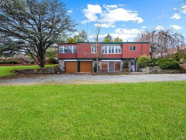 4 bedroom, Great Neck NY 11021 LS101782528
