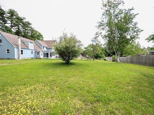 4 bedroom, Greenfield MA 01301 105041295