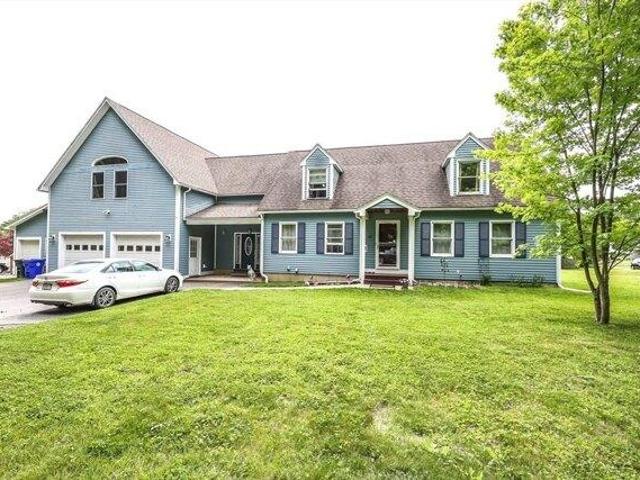 4 bedroom, Greenfield MA 01301 105107577