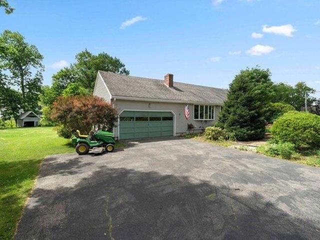 4 bedroom, Greenland NH 03840 104604254