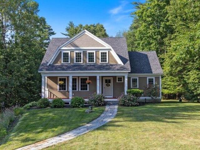 4 bedroom, Greenland NH 03840 105113333