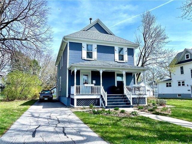 4 bedroom, Grinnell IA 50112 103501715