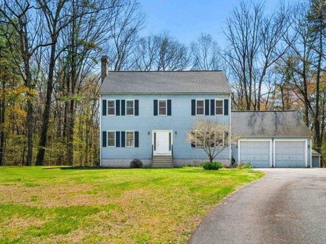 4 bedroom, Groton MA 01450 LS102634059