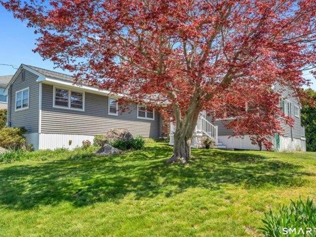 4 bedroom, Groton CT 06340 103158356