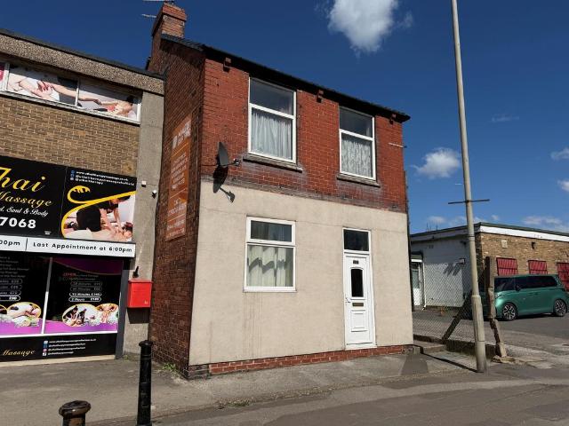 4 bedroom ground flat for sale