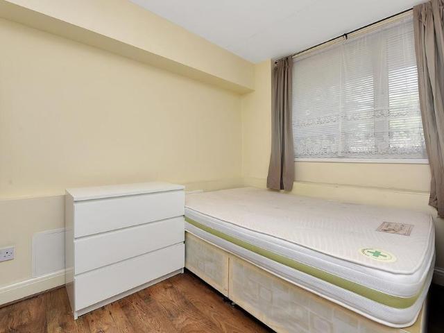 4 bedroom ground floor maisonette to rent