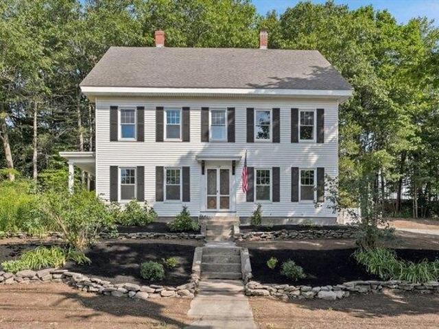 4 bedroom, Groveland MA 01834 104043096