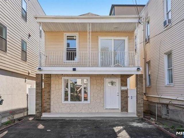 4 bedroom, Guttenberg NJ 07093 104510986