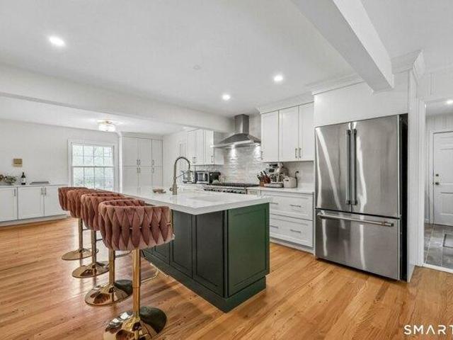 4 bedroom, Guilford CT 06437 104115789