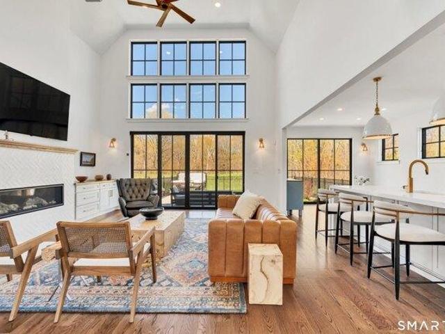 4 bedroom, Guilford CT 06437 102595712