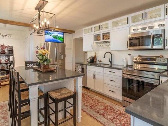 4 bedroom, Guilford ME 04443 104509985
