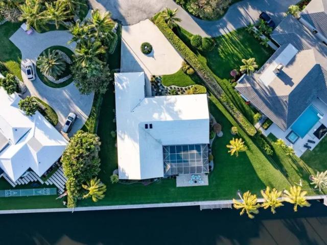 4 bedroom, Gulf Stream FL 33483 102019008