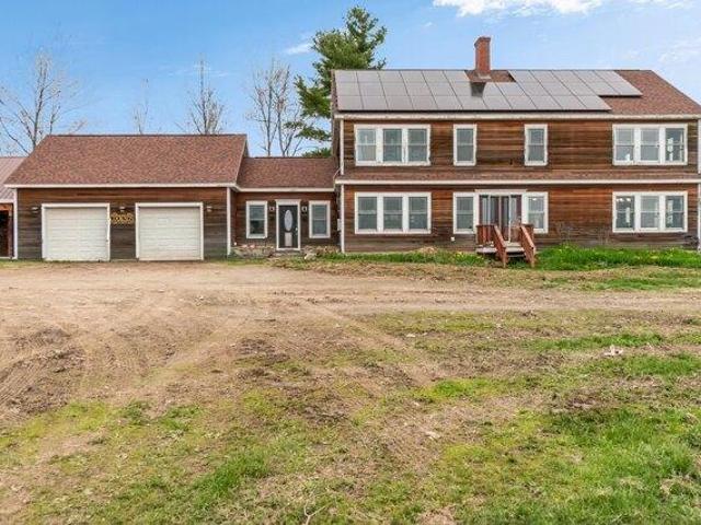 4 bedroom, Dover Foxcroft ME 04426 102723944