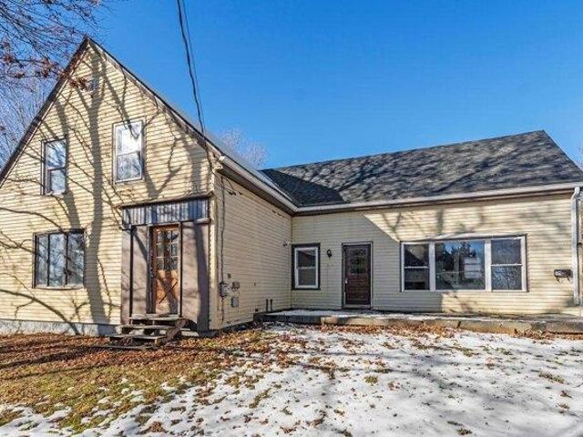 4 bedroom, Dover Foxcroft ME 04426 LS102026995