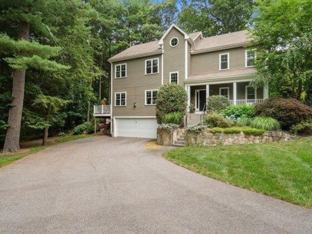 4 bedroom, Dover MA 02030 104903306