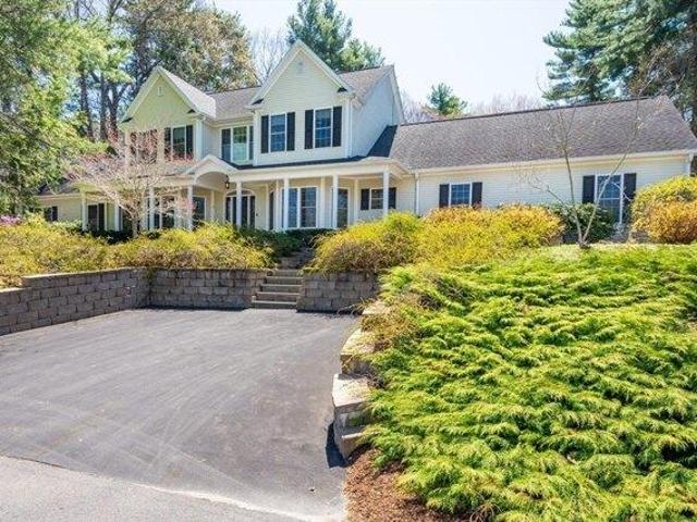 4 bedroom, Dover MA 02030 102479484