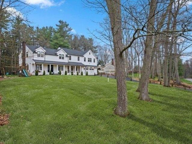 4 bedroom, Dover MA 02030 LS102156491