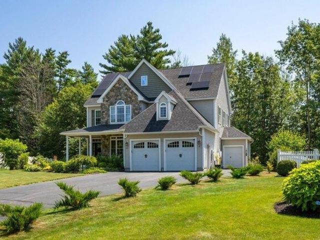 4 bedroom, Dover NH 03820 104835981