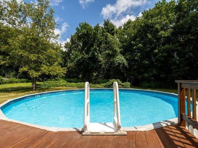 4 bedroom, Dover NH 03820 105156199