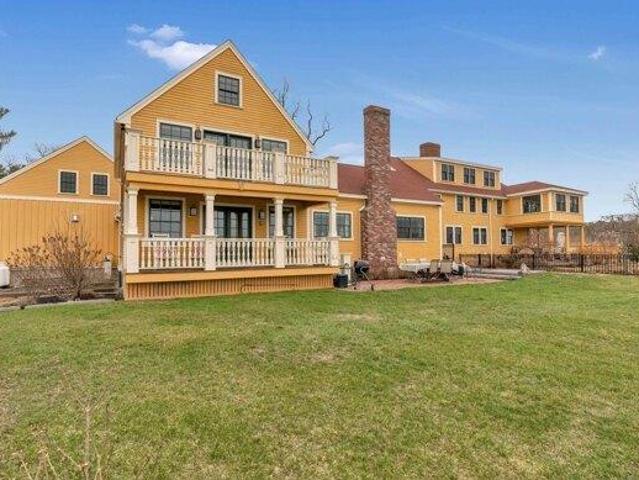 4 bedroom, Dover NH 03820 105206302