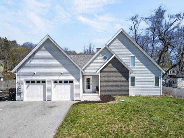 4 bedroom, Dover NH 03820 103069641