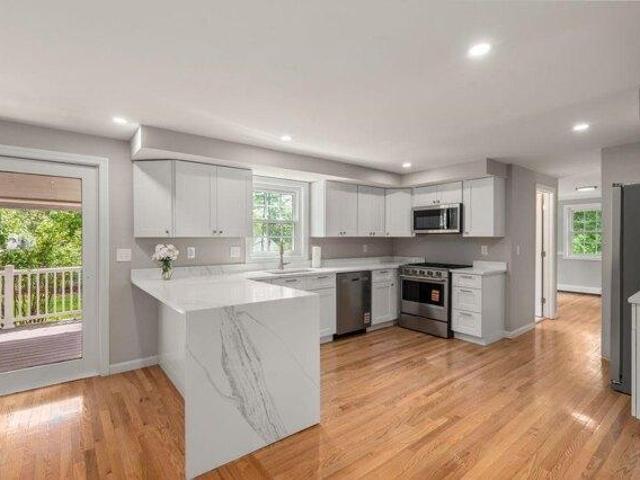 4 bedroom, Dover NH 03820 103100790
