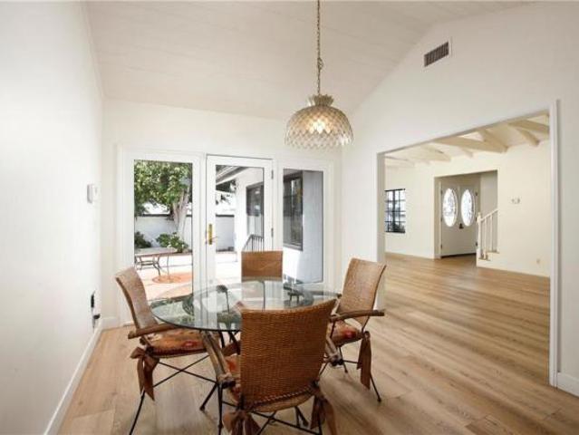 4 bedroom, Downey CA 90241 87871324