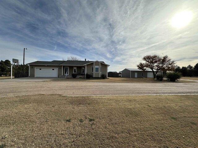4 bedroom, Dodge City KS 67801 LS96626105