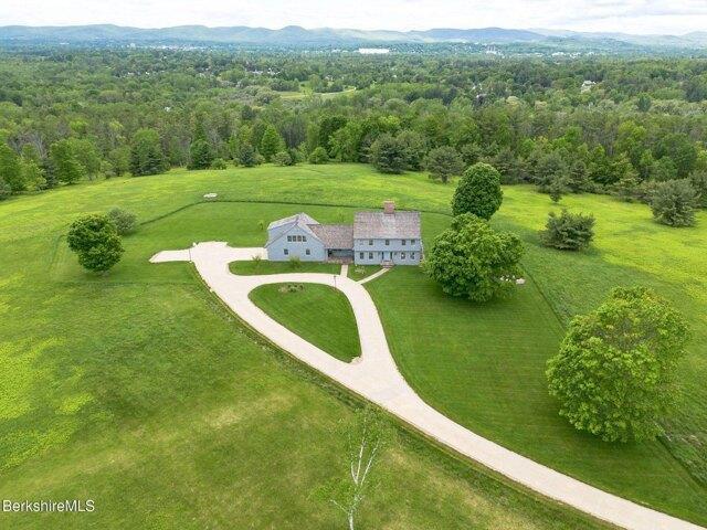 4 bedroom, Dalton MA 01226 105061583