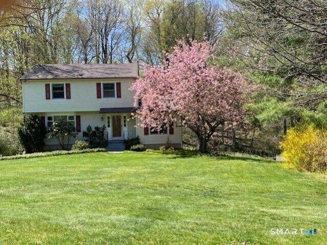 4 bedroom, Danbury CT 06810 104655225