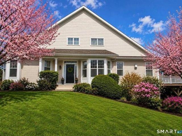 4 bedroom, Danbury CT 06810 104907848