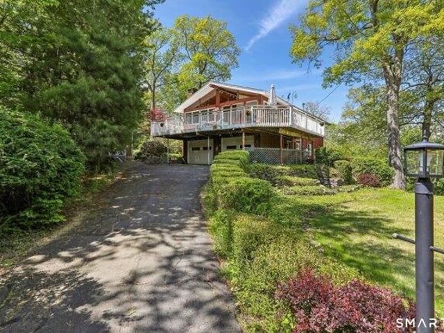 4 bedroom, Danbury CT 06810 LS102779452