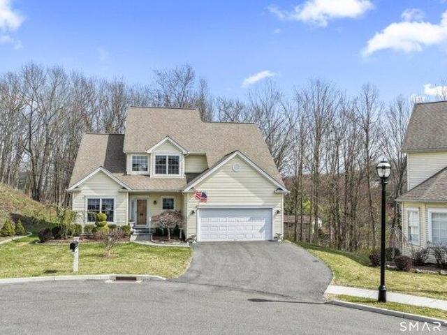 4 bedroom, Danbury CT 06811 102443756