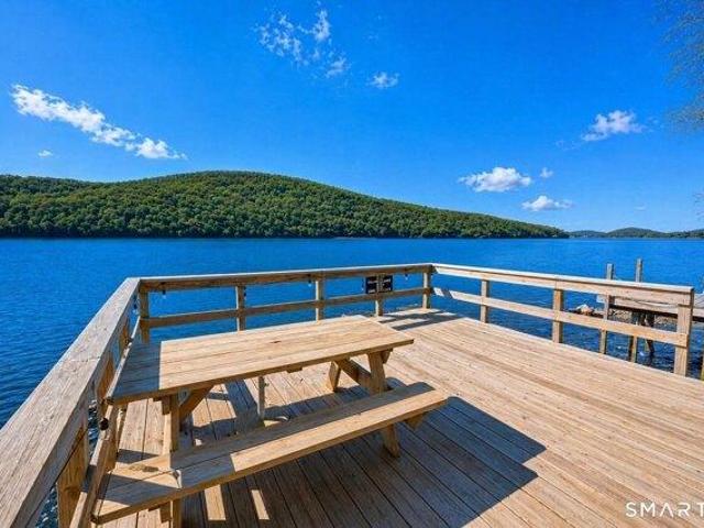 4 bedroom, Danbury CT 06811 102283820