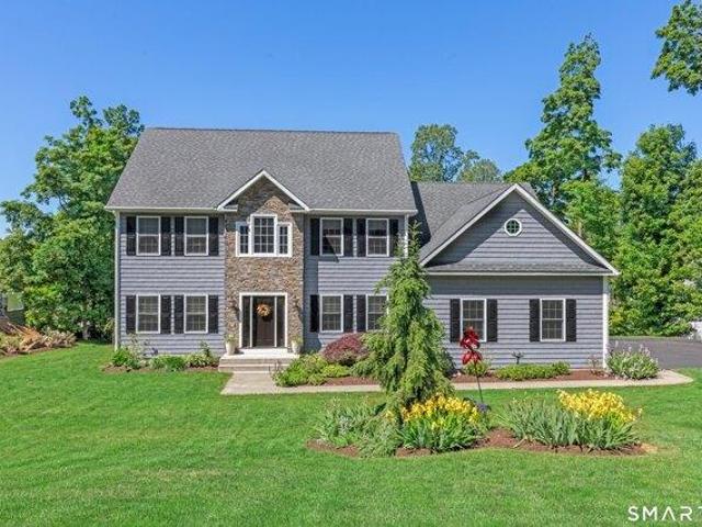 4 bedroom, Danbury CT 06811 104849864