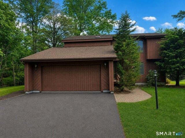 4 bedroom, Danbury CT 06811 104296221