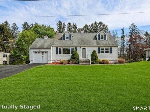 4 bedroom, Danbury CT 06811 LS102215206
