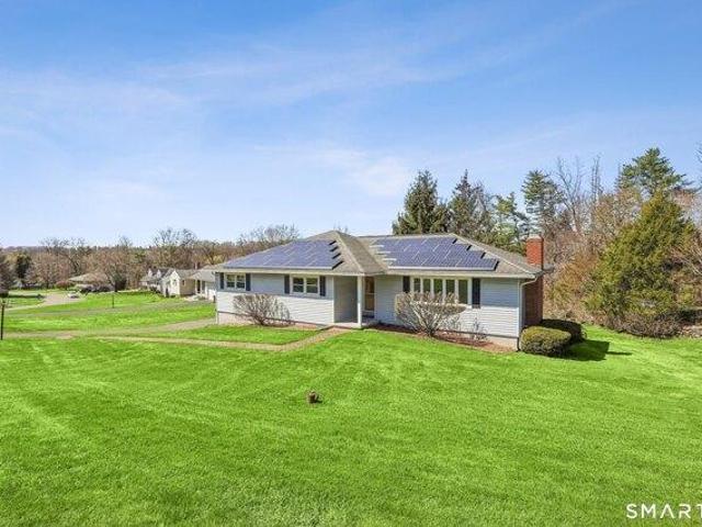 4 bedroom, Danbury CT 06811 LS102476999