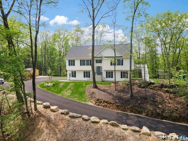 4 bedroom, Danbury CT 06811 LS102565771