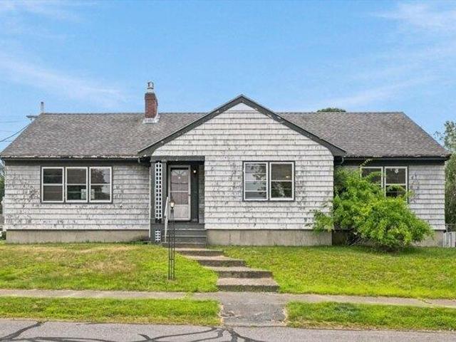 4 bedroom, Danvers MA 01923 104604819