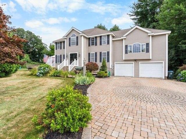 4 bedroom, Danvers MA 01923 105105078