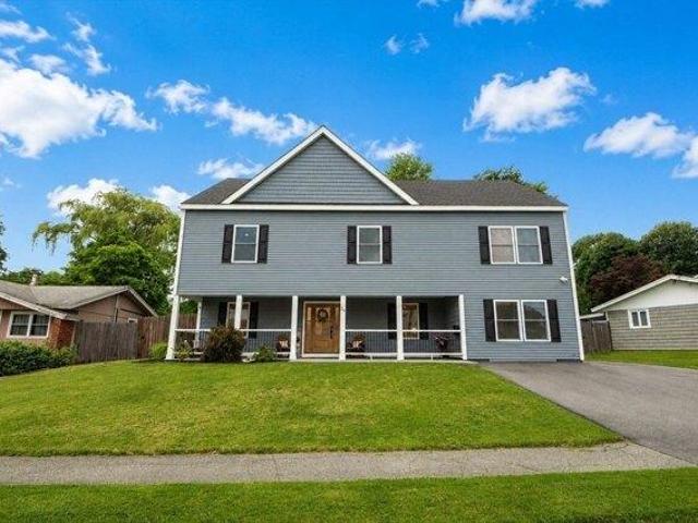 4 bedroom, Danvers MA 01923 105258800