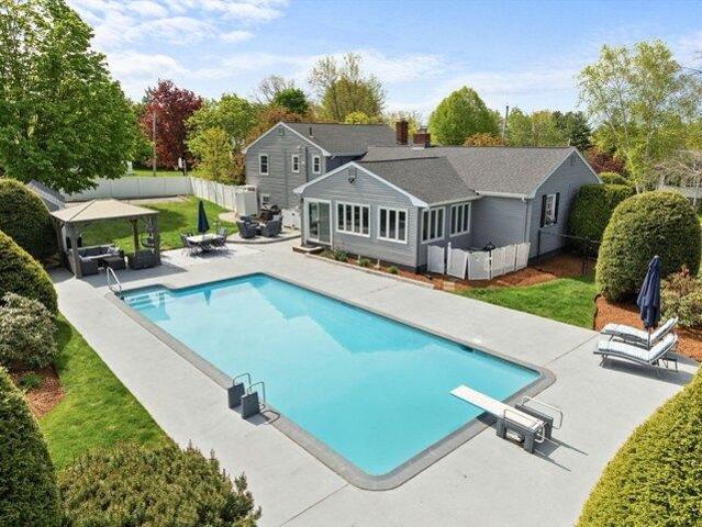 4 bedroom, Danvers MA 01923 LS102632247